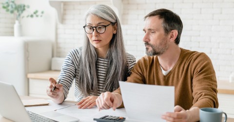 How to manage and repay debt | Desjardins