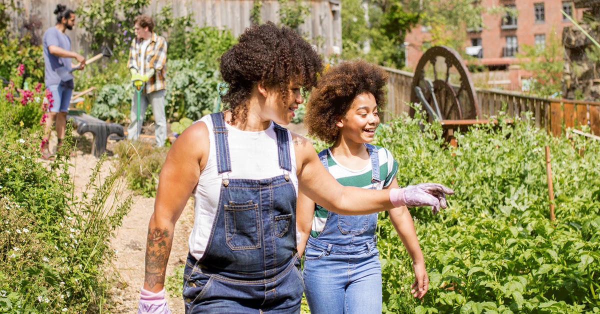 7 resources to support your community project - Desjardins